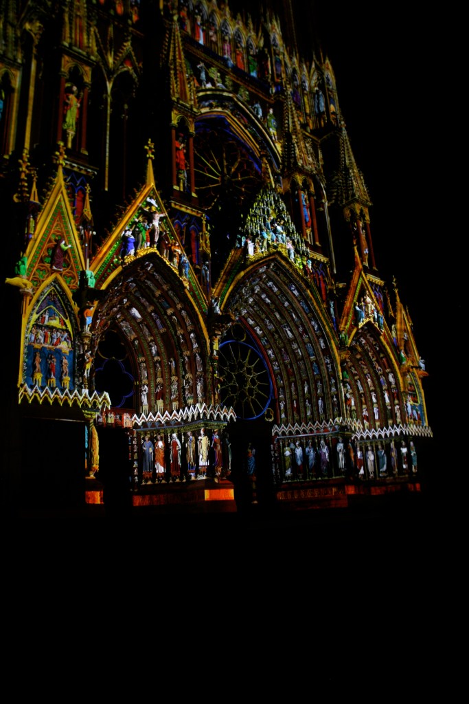 Experience the Enchanting Light Show at Reims Cathedral – Travel With ...