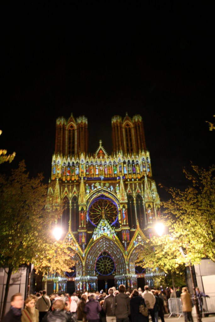 Experience the Enchanting Light Show at Reims Cathedral – Travel With ...